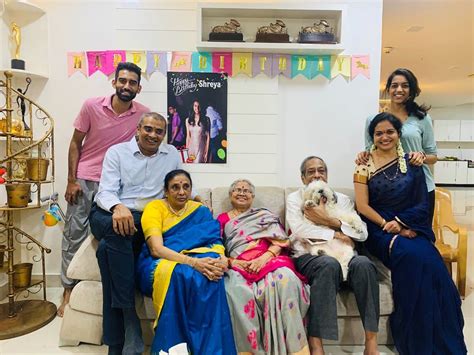 Sunita Photos Videos Birthday Latest News Height In Feet Filmibeat