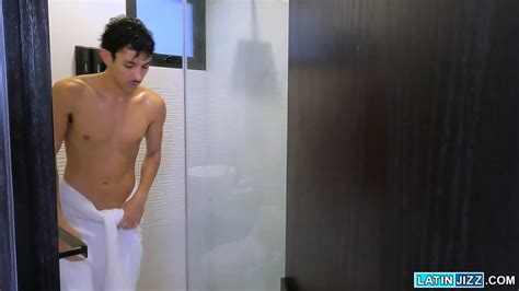 Jaciel O Grabs Enrique Mudus Cock Instead And Starts Sucking It Eporner