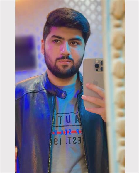 Roshaan Khan 🖤 Roshaankhan116 • Instagram Photos And Videos