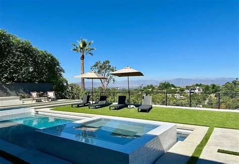 Encino Hills Masterpiece Features Breathtaking Views Luxurious