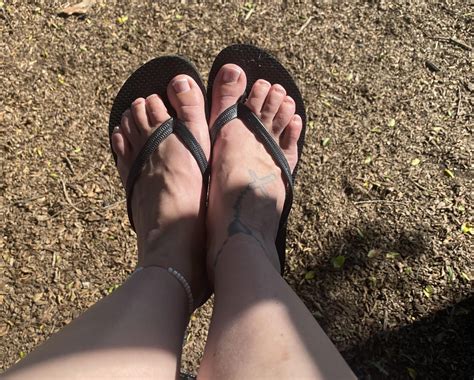 Hanging Out In My Flops At The Park R Femaleflipflops