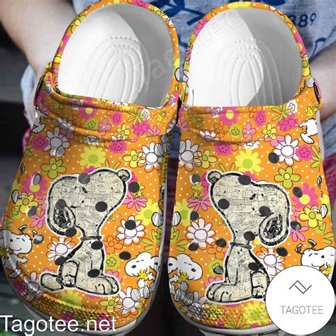 Snoopy With Flowers Crocs Clogs Tagotee