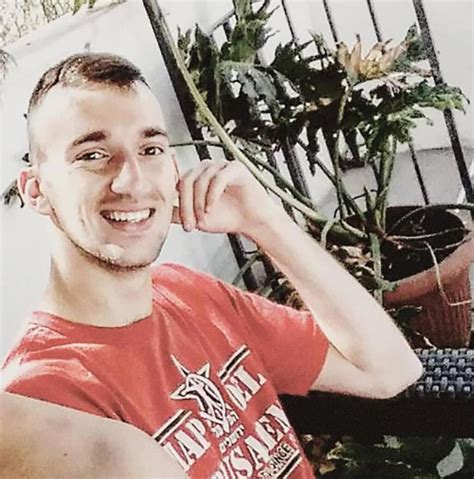 רסל במיל מיכאל גל נפל בדרום הרצועה יום לפני השחרור ממילואים אכלת אותם בלי מלח