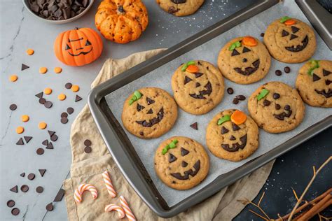 What Makes This Halloween Chocolate Chip Cookies So Good Palace Recipes