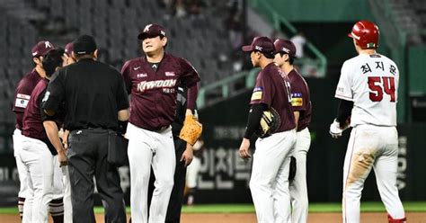 사진 다시 일어서는 양현