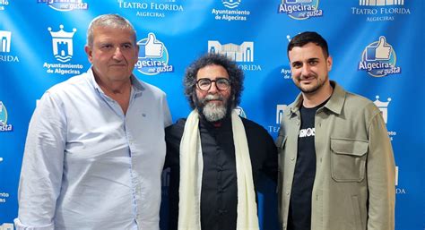 El Teatro Florida Se Llena Para El Monologo ‘el Bar Nuestro De Cada Día