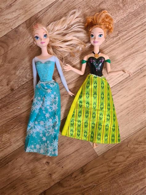 Barbie Anna Und Elsa Die Eiskönigin In Bayern Klingenberg Am Main