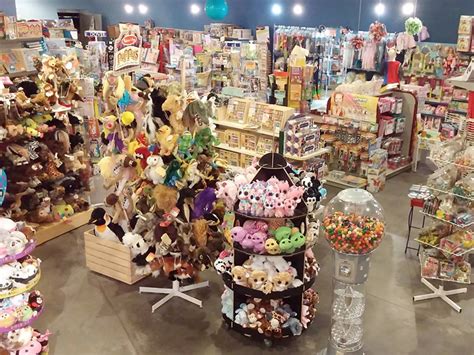 25 Best Toy Stores In The Usa For Dolls Cars Blocks And More