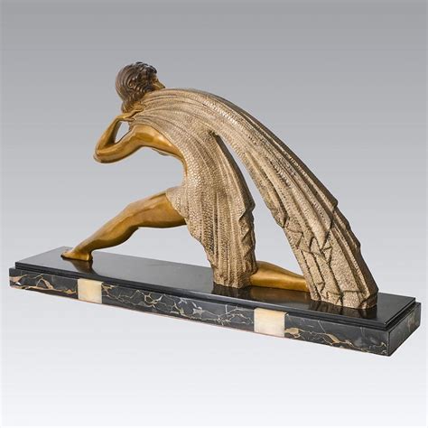 Early 20th Century Art Deco Sculpture Femme Allongée By Demetre
