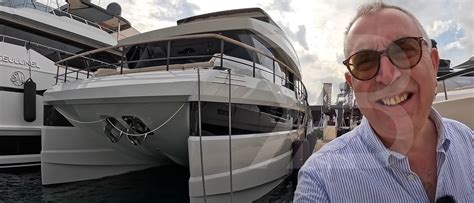 Lazzara Lpc 300 Review 2025 Edition Yachtbuyer