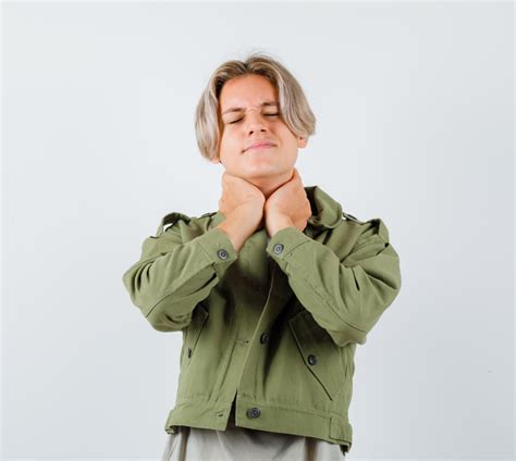 Angina U Dziecka Jak Ją Rozpoznać I Kiedy Iść Do Lekarza Strefa Wiedzy Apteka Dla Rodziny