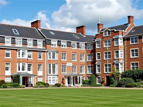 Edificio Escolar De Estilo Plano Edificio Escolar Aislado Imagen Premium Generada Con Ia