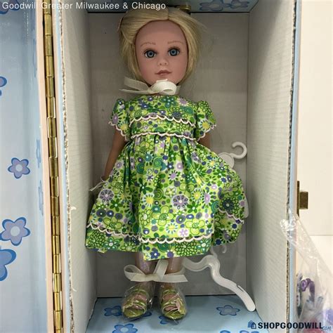 Madame Alexander Floral Hannah Pepper Collection Trunk Set Vintage Doll