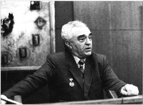 Меркин Владимир Иосифович / Персоналии // Эволюция отрасли /// История ...
