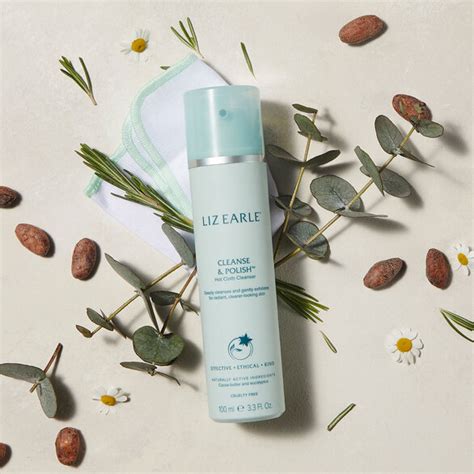 Cleanse And Polish™ Hot Cloth Cleanser Liz Earle Beauty Co