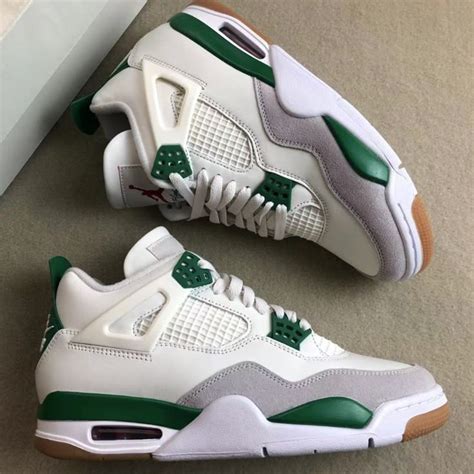 Jordan 4 Retro Sp X Nike Sb Pine Green Cute Nike Shoes All Nike