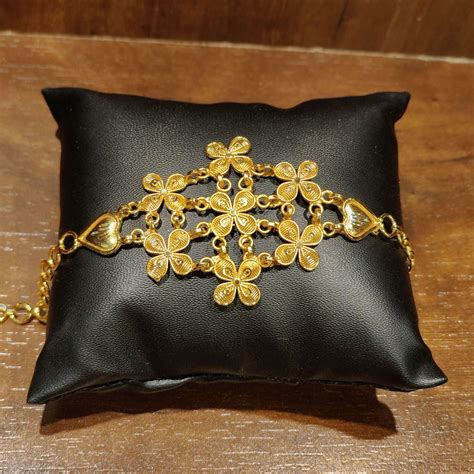 Sushni Phul Mantasha Elegant 24k Gold Plated Bracelet