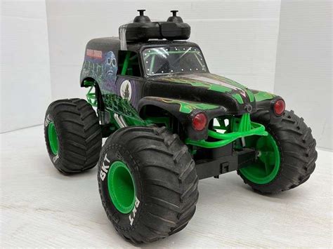 Grave Digger Remote Control Toy Truck With Controller Untested As Is Mini Grave Digger Toy