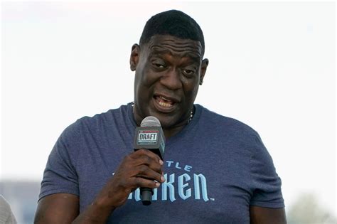 Former Nba Star Shawn Kemp Charged In Tacoma Mall Shooting The New