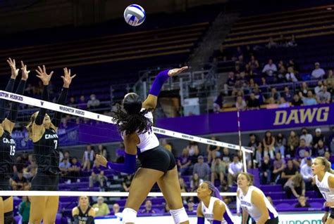 Emoni Bush Outside Hitter Left Side Hitter Washington Huskies Nil Profile Opendorse