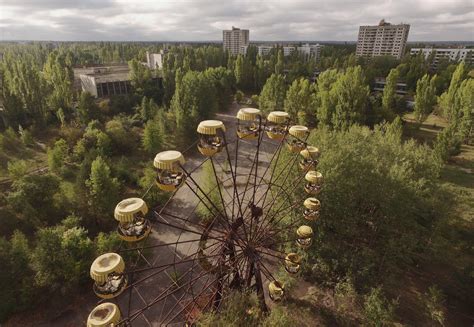 Chernobyl Horrifying Photos Of Chernobyl Nuclear Plant Accident And