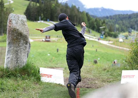 Drei Meistertitel In Fünf Divisionen Tiroler Rocken Discgolf Staatsmeisterschaft Präsentiert