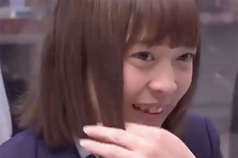 【マジックミラー号】hカップ爆乳おっぱいのjkがセンズリ鑑賞！興奮してしまい騎乗位で杭打ち 無料av動画