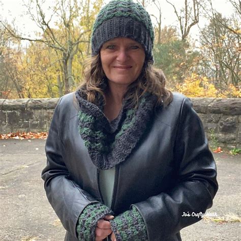 Ravelry Rolling Shells Bundle Pattern By Jos Crafty Hook