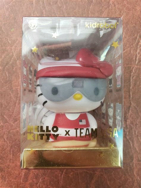 Hello Kitty Olympics Team Usa Vinyl Mini Figure Beach Volley Ball