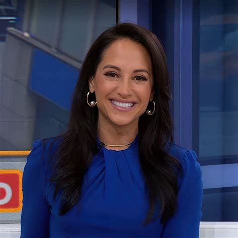 Emily Compagno New Gossip Height And Weight Emily
