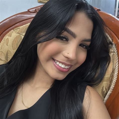 Princesssofias Profile Vids Pics And More Manyvids Manyvids