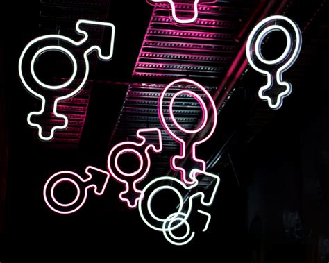 How A Woman Gets Pleasure From Pegging Men And Strap On Sex