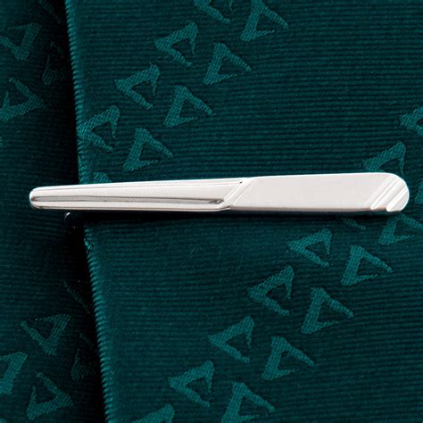 Ac Pentru Cravata De Argint