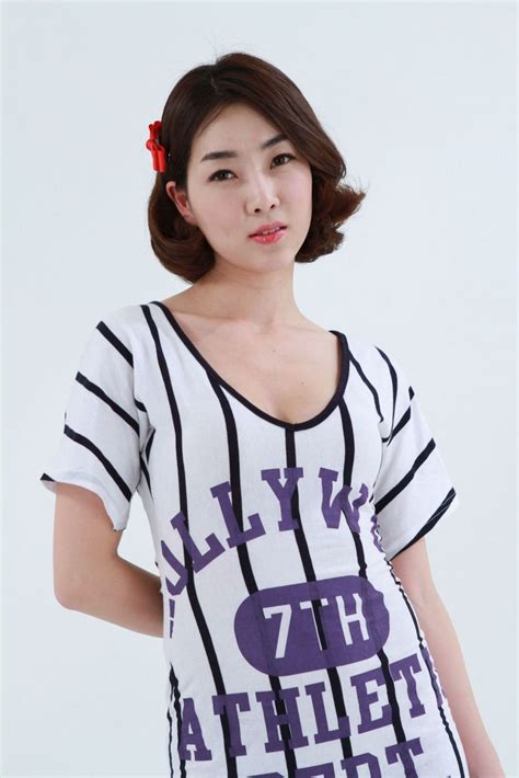 韩国姑娘慧玲 혜령 大尺度私拍高清大图 情色靓影