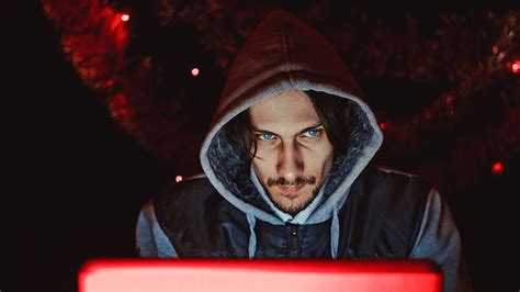 Sex Portal Gehackt 250000 Mail Adressen Im Darknet Angeboten