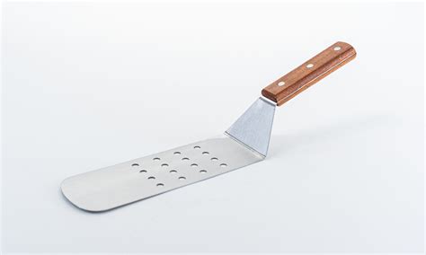 Perforated Flexible Turner Offset Wooden Hdl 7 78″ X 2 78″ Blade