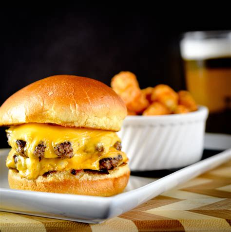 Best Burger Near Battery Atlanta In Smyrna Battle And Brew — Battle And Brew The Battery Atl