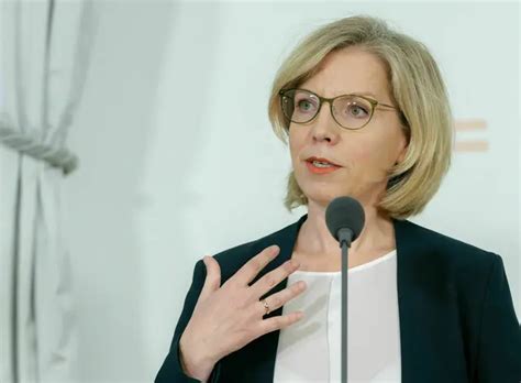 Grüner Bundeskongress Leonore Gewessler Wurde Zur Bundessprecherin Gewählt