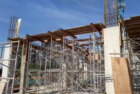 Metal Scaffolding Was Used As A Temporary Structure To Support Slab Timber Formwork At The