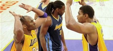 Troppo Bryant Per Denver Lakers Sul 2 0 Playit Usa