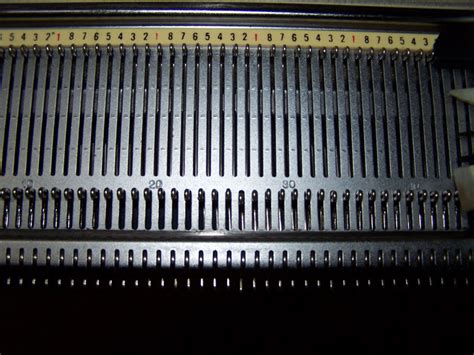 Passap F200 Knitting Machine