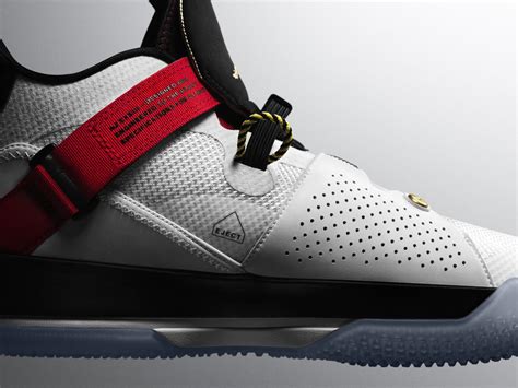 The Air Jordan 33 Introduces The Fastfit System And Flight Utility