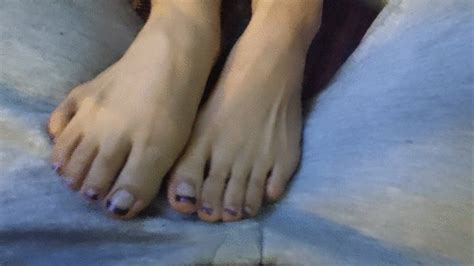 My First Footjob Ever Badbunnyfeet Clips4sale