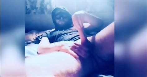 Viendo El Programa Del Mayor Comunicador De Brasil En Argentina Recordando La Bañera Eporner