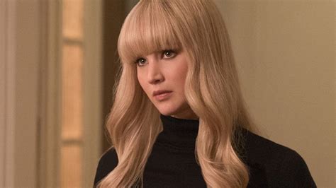 Jennifer Lawrence Drops Out Of Adam Mckays Elizabeth Holmes Film Bad