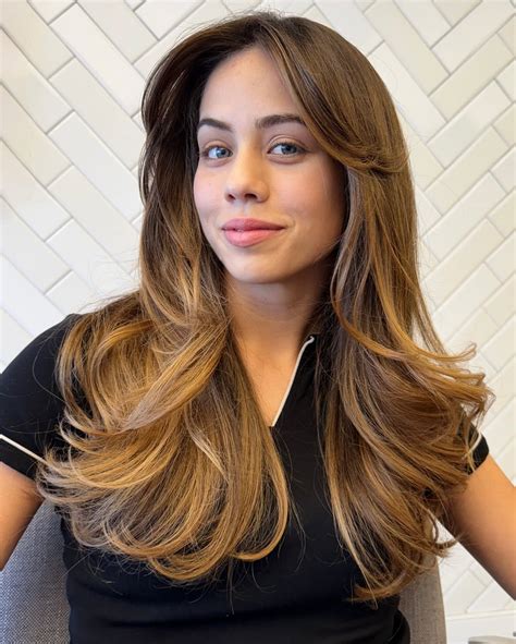 30 Spectacular Butterfly Haircut Ideas For 2025
