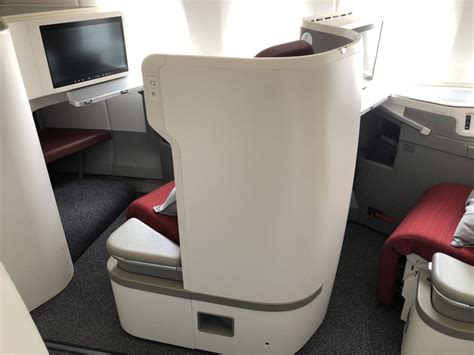 Flight Review Hong Kong Airlines Business Class Hong Kong To Los Angeles