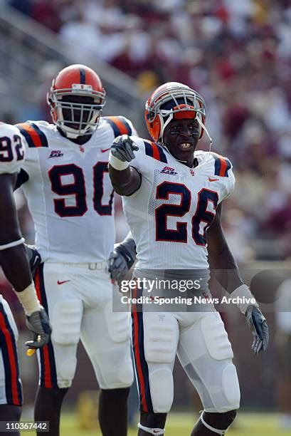 Dowayne Davis Photos And Premium High Res Pictures Getty Images