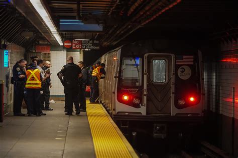 Woman Hit By Train In Chelsea Fm Service Suspended