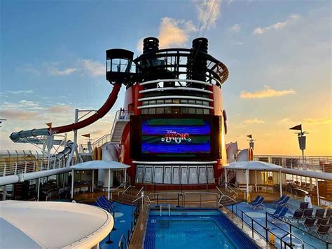 Set Sail With The Disney Magic — An In Depth Look At The Magical Details